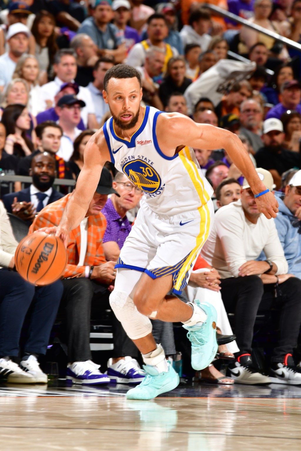 Steph Curry makes appearance at a San Francisco Costco to promote new ...