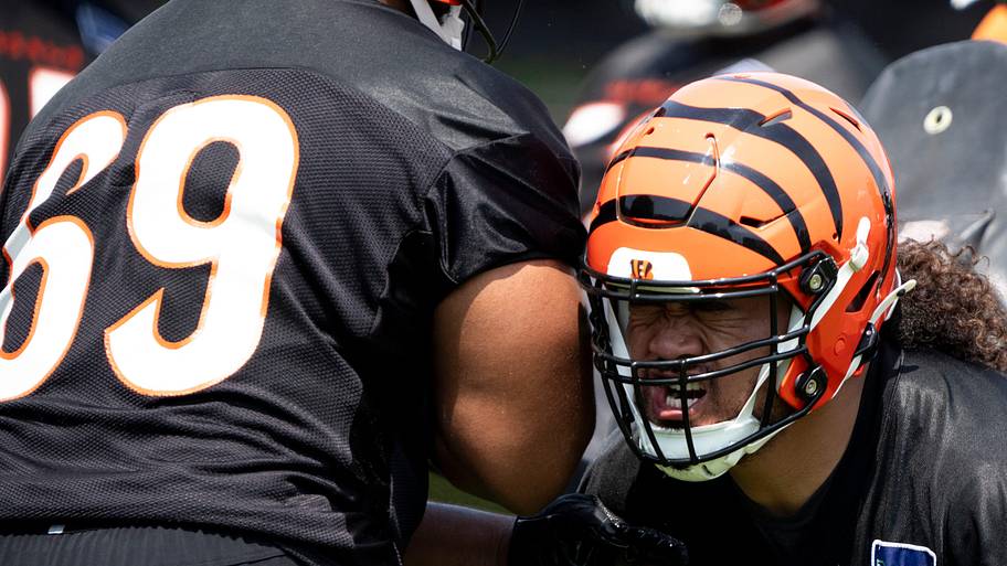 Falcons take a chance on UFL standout after a 3-year NFL hiatus