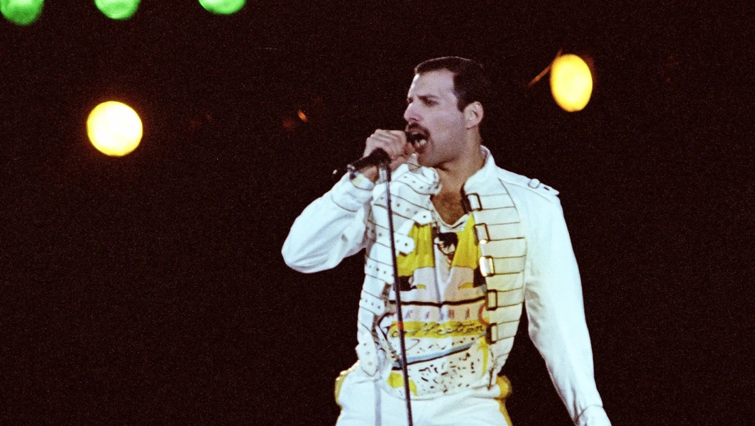 17 music icons born outside the United States