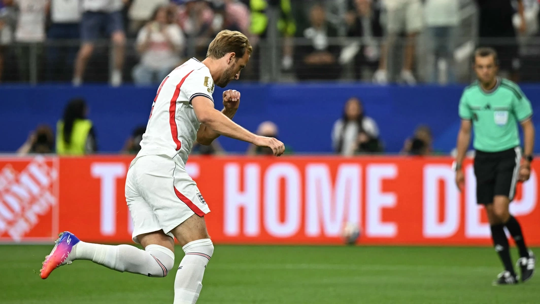 Kane's Croatia heroics renew Neville's 'world-class' claim
