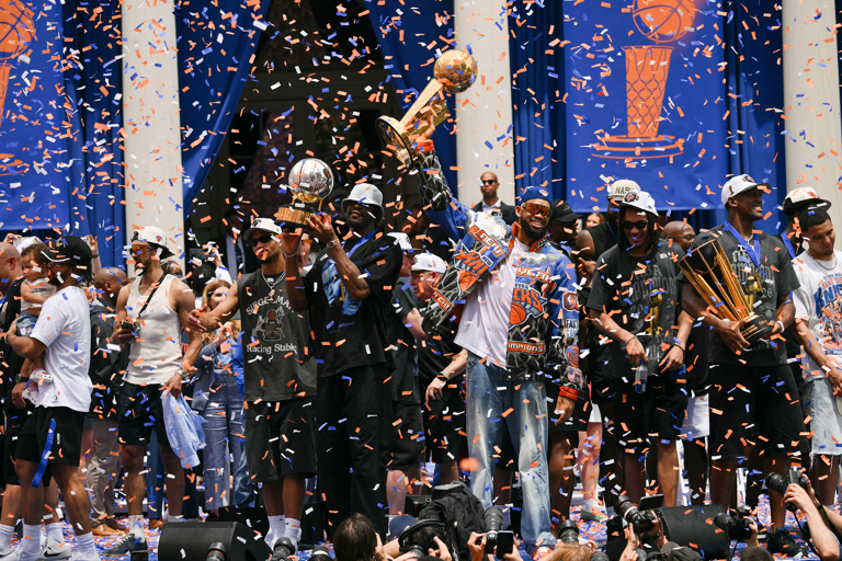 From the subway to the streets, New York gave the Knicks the ...