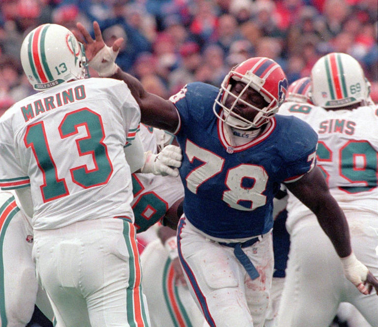 Do Buffalo Bills fans view Josh Allen or Bruce Smith as best player in ...