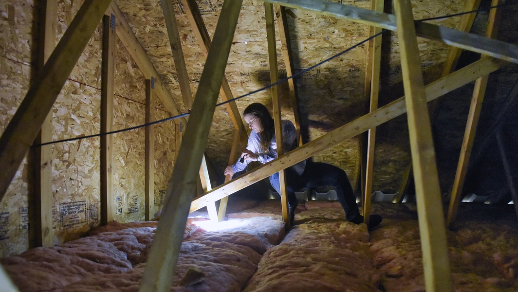 Signs and risks of poor attic ventilation