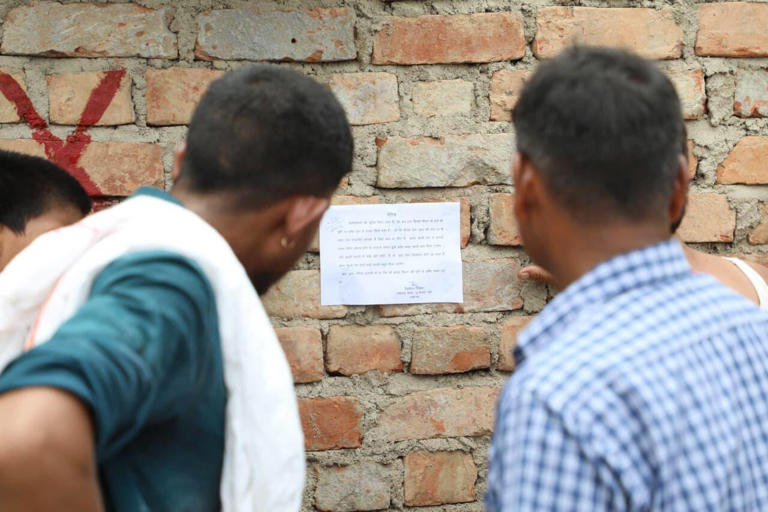Haider Canal embankment encroachers served notice