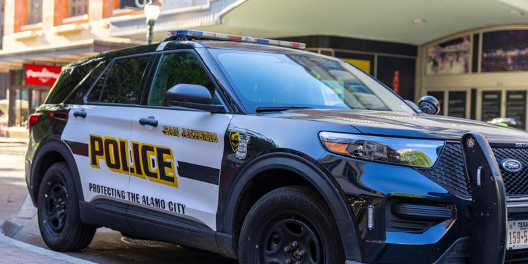 Cop fired for allegedly giving homeless man a feces sandwich gets ...