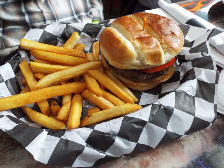 America’s Best Restaurants spotlights Jailhouse Bar and Grill