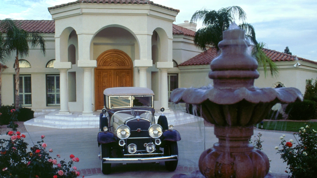 7 luxury estates with extraordinary car collections