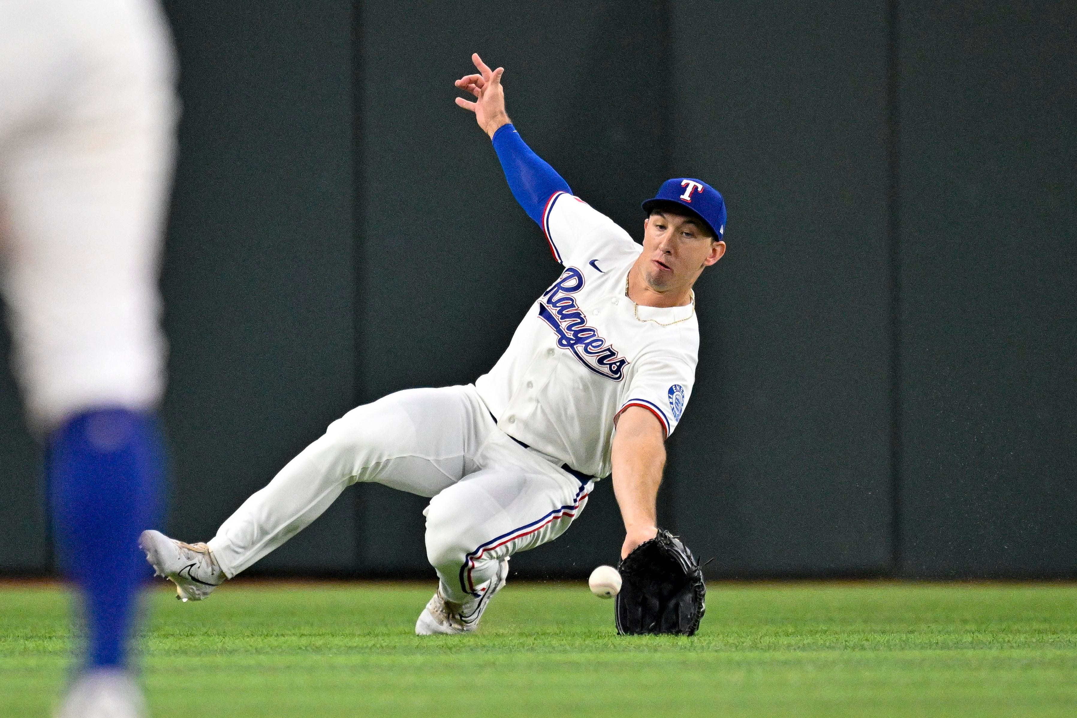 35-39 – Rangers swept by Twins in uncompetitive finale