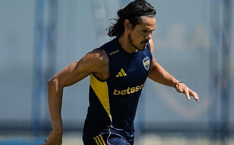 Cómo quedará el cupo de extranjeros en Boca ante la salida de Cavani