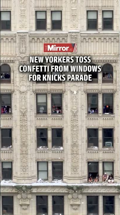 New Yorkers shower Knicks parade with confetti