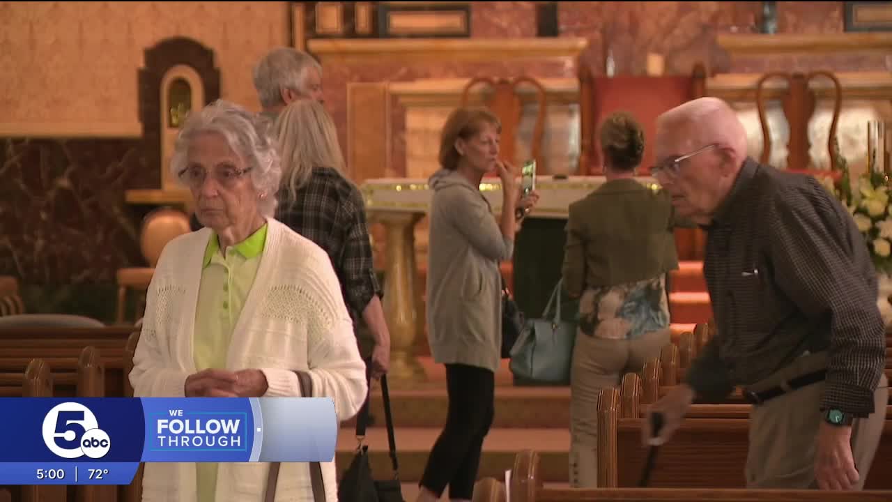 Parishioners gather as Ashtabula church closes for good
