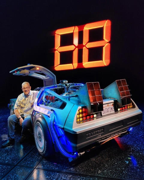 Back to the Future's annotated screenplay dissects sci-fi classic like ...