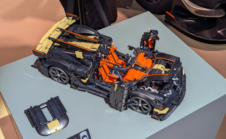 Lego presenta el Spear de Koenigsegg Sadair, su superdeportivo Technic ...
