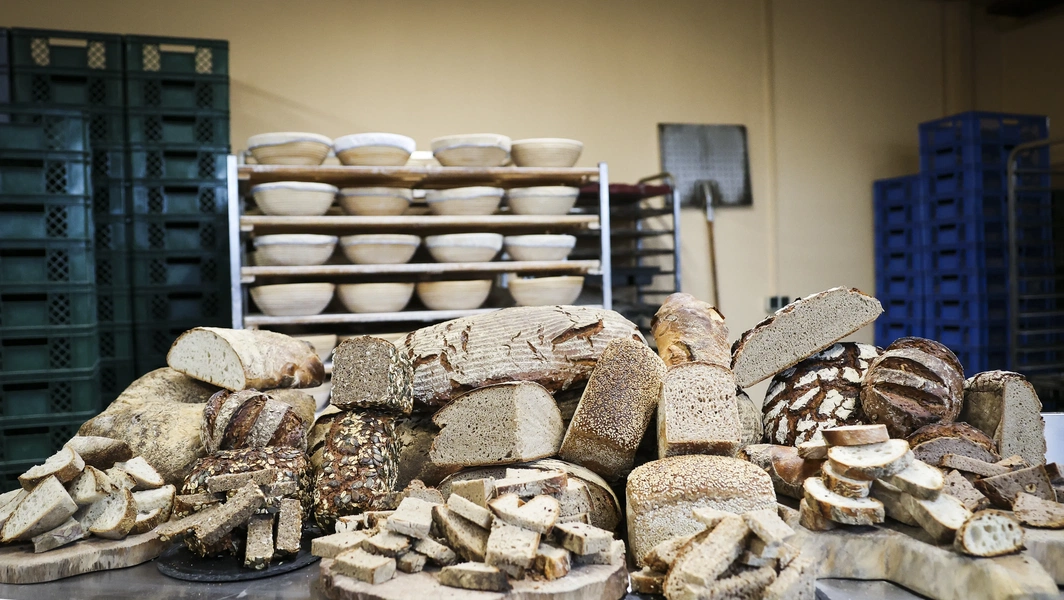 7 bread brands with notable nutritional qualities