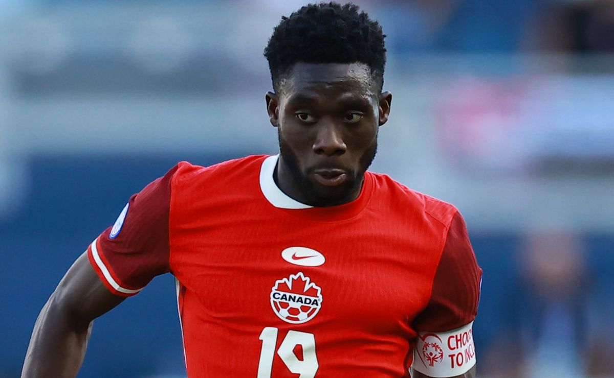 Alphonso Davies not in Canada's starting lineup for Qatar clash at 2026 ...