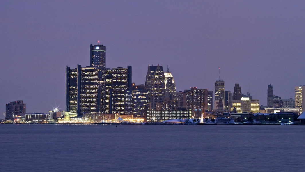 10 US cities facing decline and signs of renewal