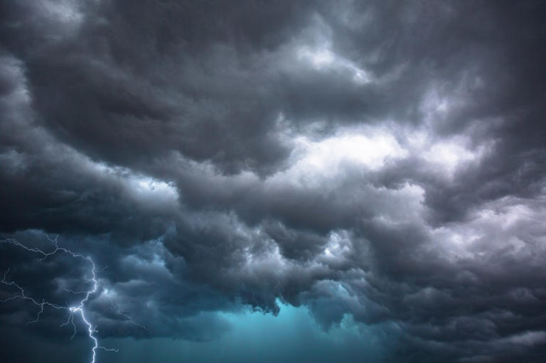Strong winds, storm cancels Capital Region events