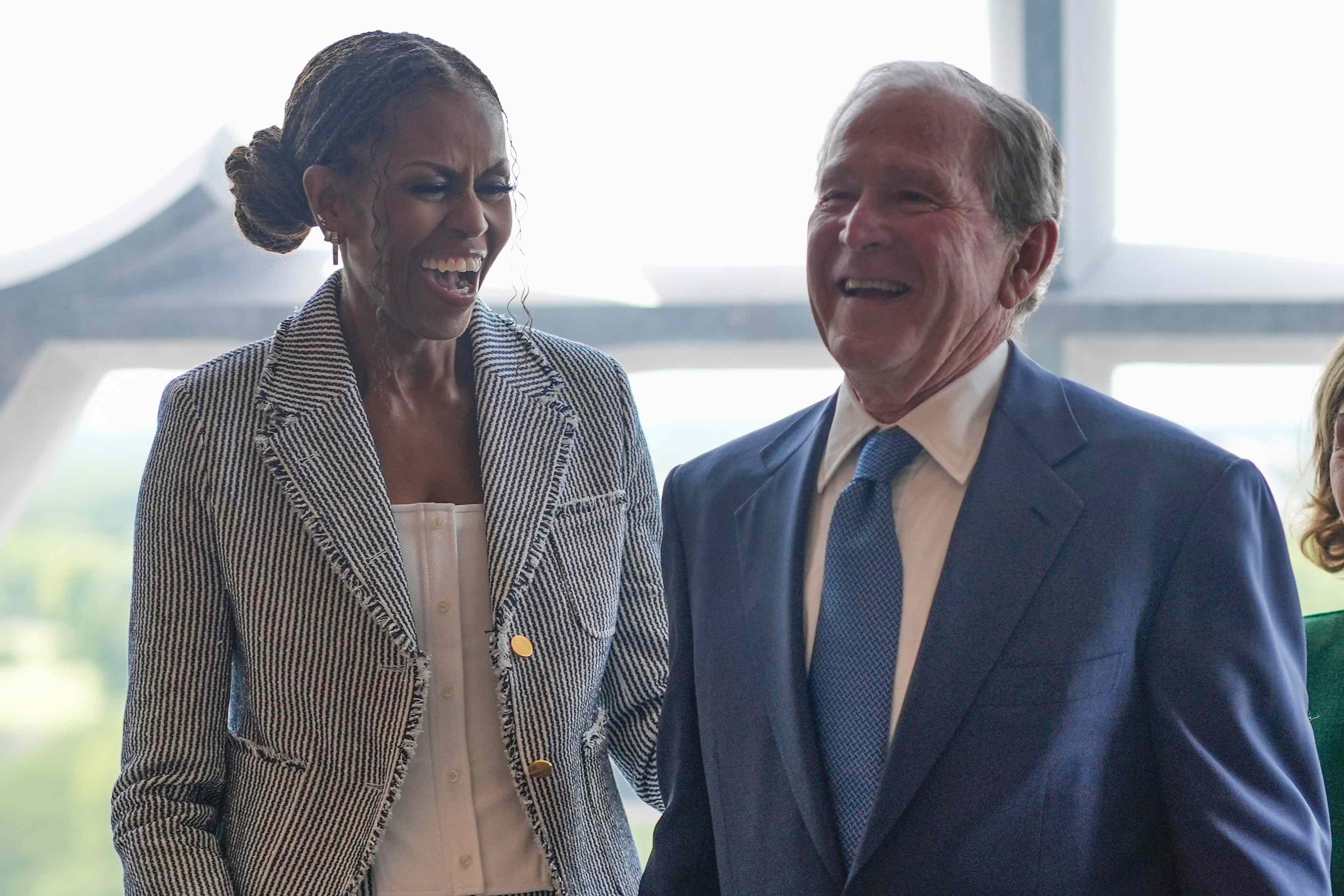 Michelle Obama and George W Bush recreate this lighthearted viral ...