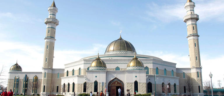 Governor candidate vows to keep Sharia law out of swing state with ...