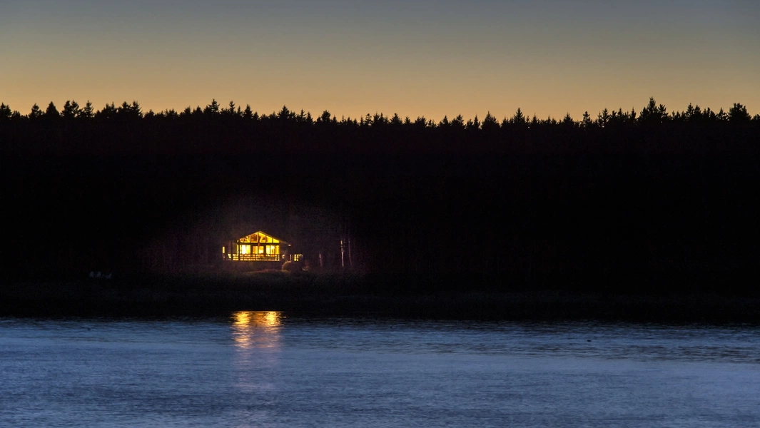 8 remote cabins with breathtaking natural views