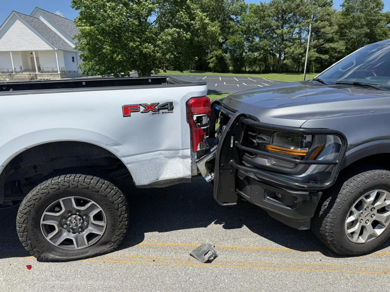 Tennessee man uses stolen vehicle to ram multiple police vehicles, lead ...