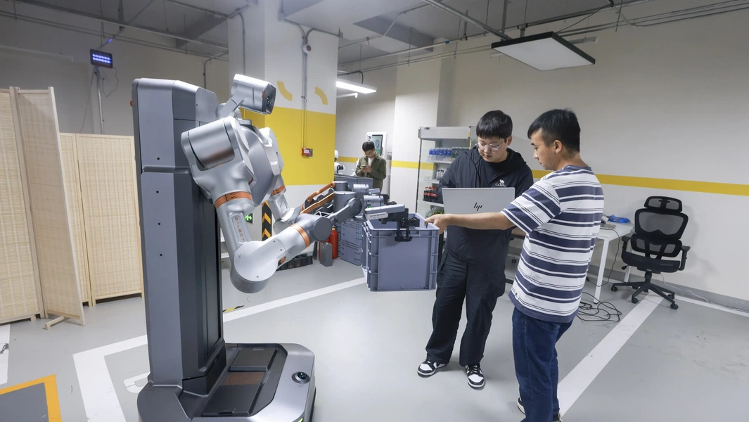 Safety, ethics, and risks of humanoid robots