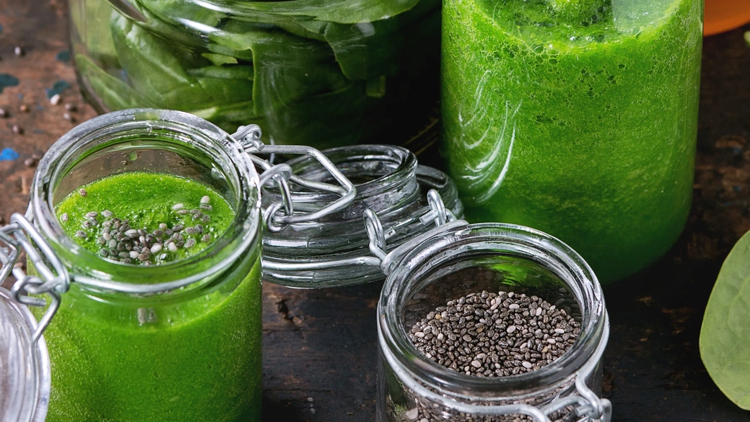 Experts outline health risks and benefits of daily smoothies