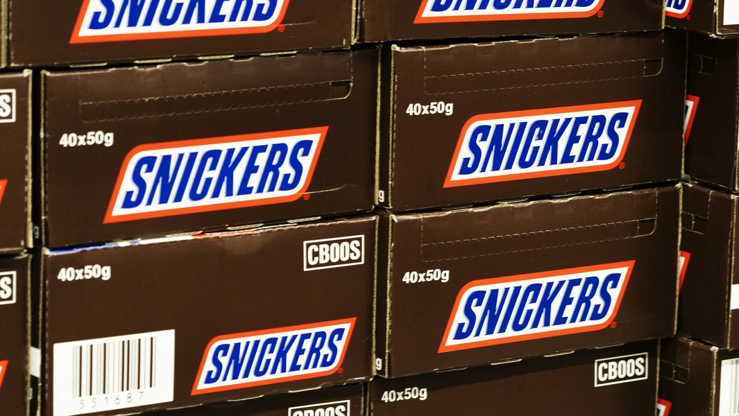 8 iconic American candy bars through history