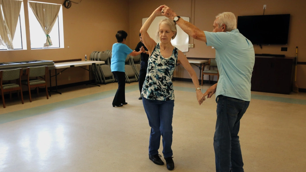 7 best places to meet someone over 50