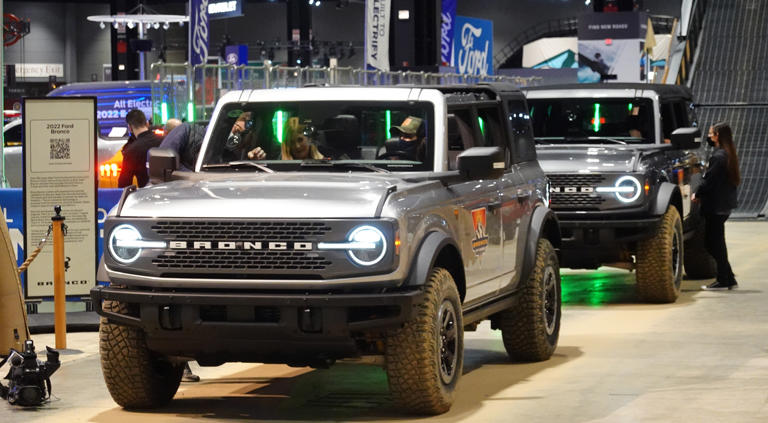 Ford issues rare 'do not drive' warning for certain Bronco Sport and ...