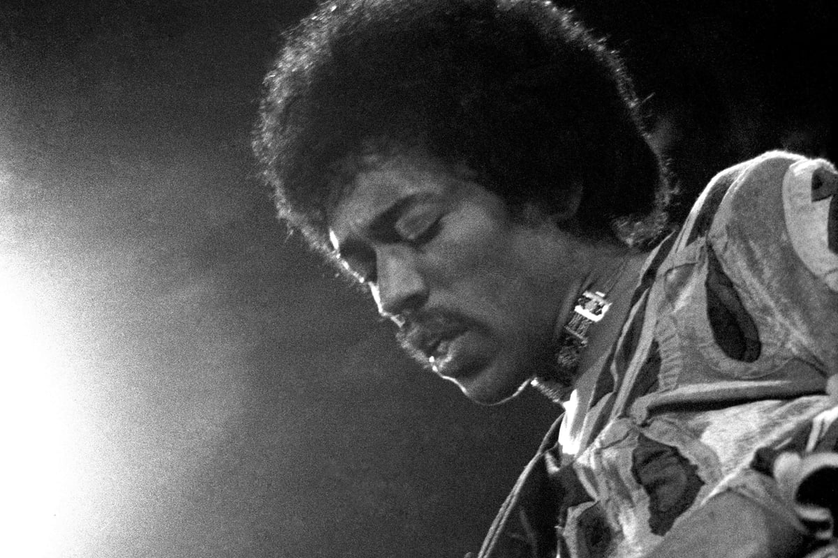 Exhibition featuring unseen Jimi Hendrix archive material praised as ...