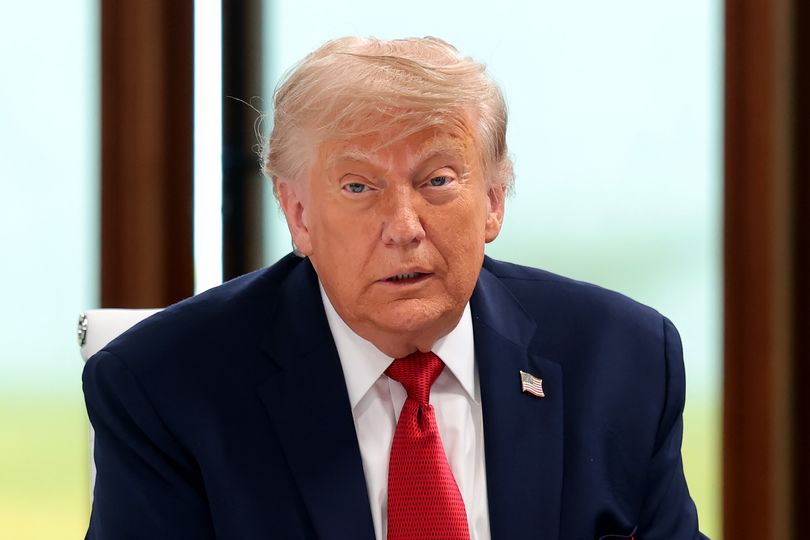 Trump critics say he 'can't get anyone to perform' except for Kid Rock ...