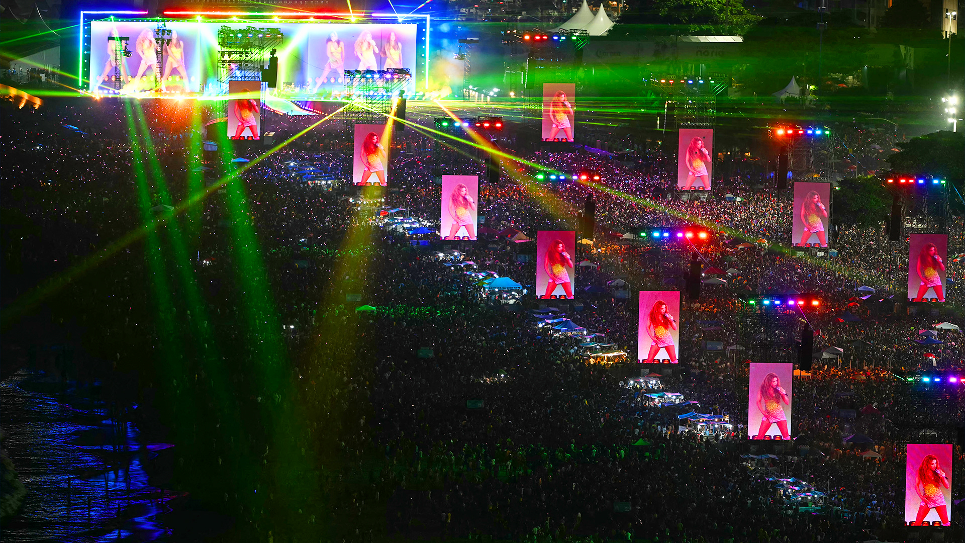 Experts reveal hidden strategies to control a concert crowd of millions