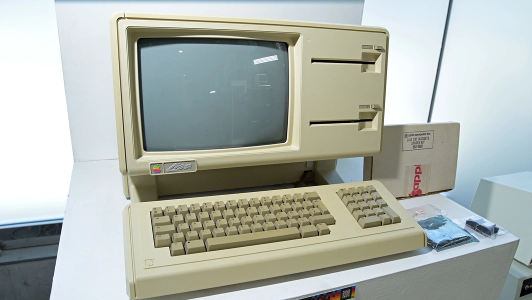 16 defining products and brands of the 1980s