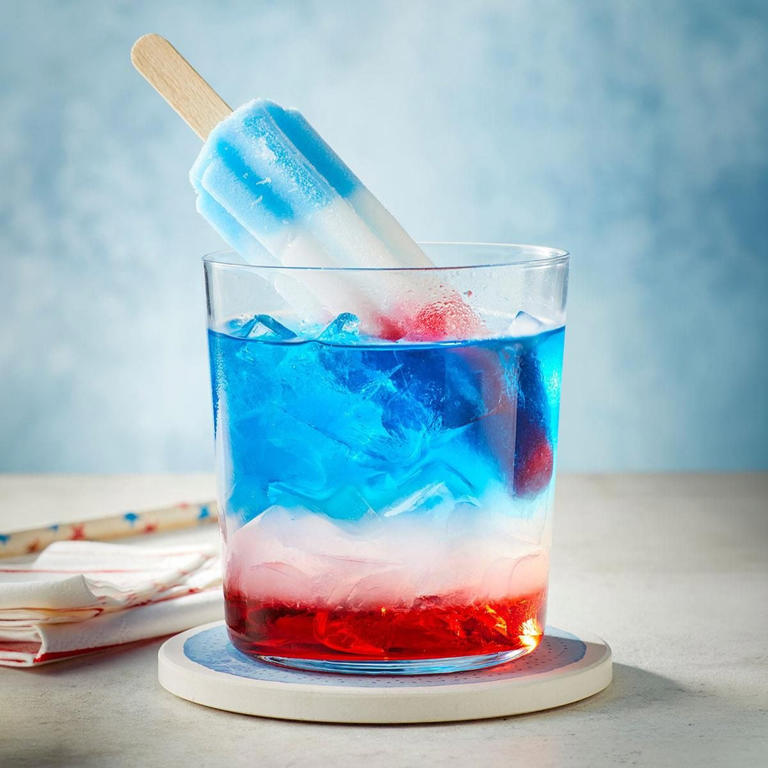 Bomb Pop cocktail