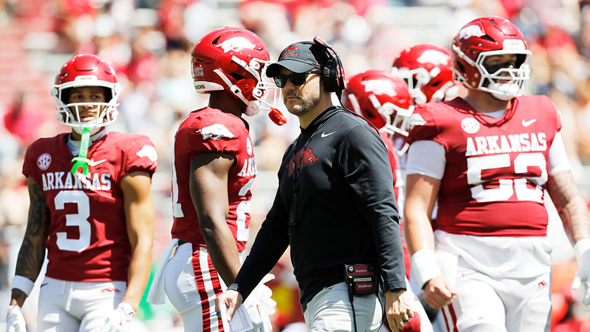 2026 college football odds: Fade Arkansas win total; back WSU