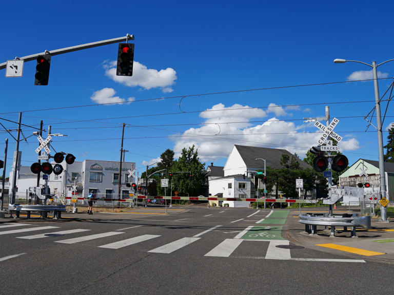 Portland eyes shot at fixing Oregon’s most notorious railroad crossing