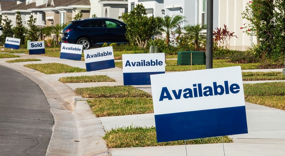 Frustrated sellers are pulling their homes off the market at the ...