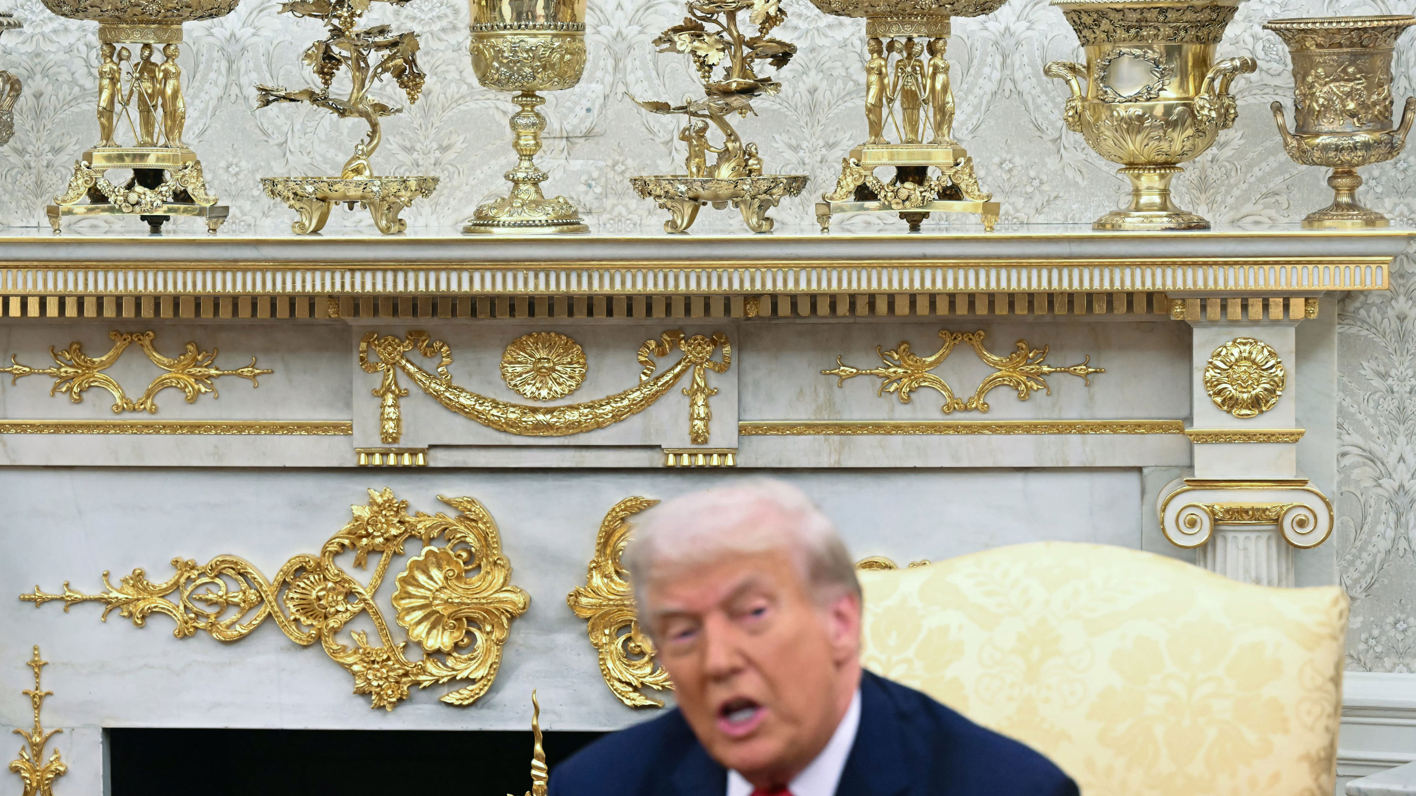 Trump revealed to be DIY-ing Oval Office decor held with glue