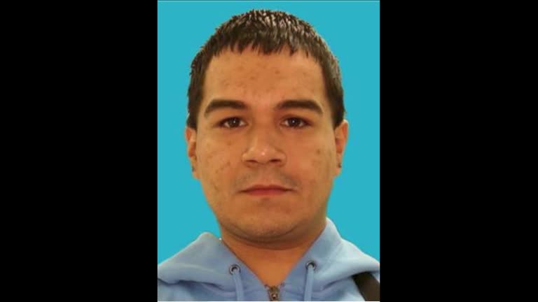 Kansas City police hunt suspect in shootings that hit Uber driver en ...