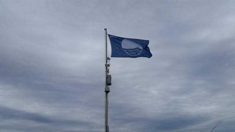 Ancona celebra la Bandiera Blu a Portonovo e Marina Dorica, concerto ...