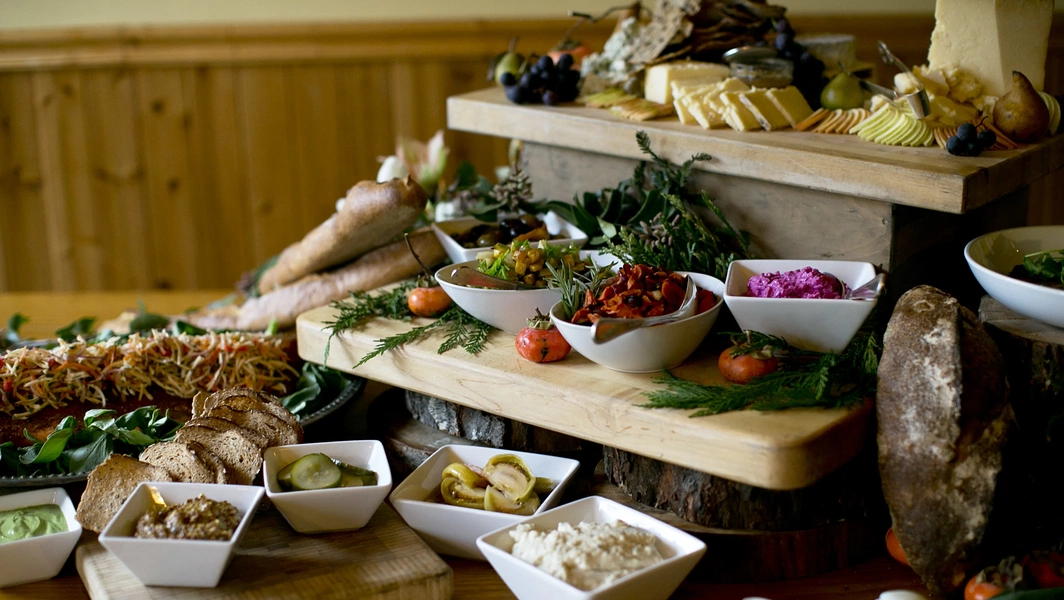 10 festive Thanksgiving appetizers and treats