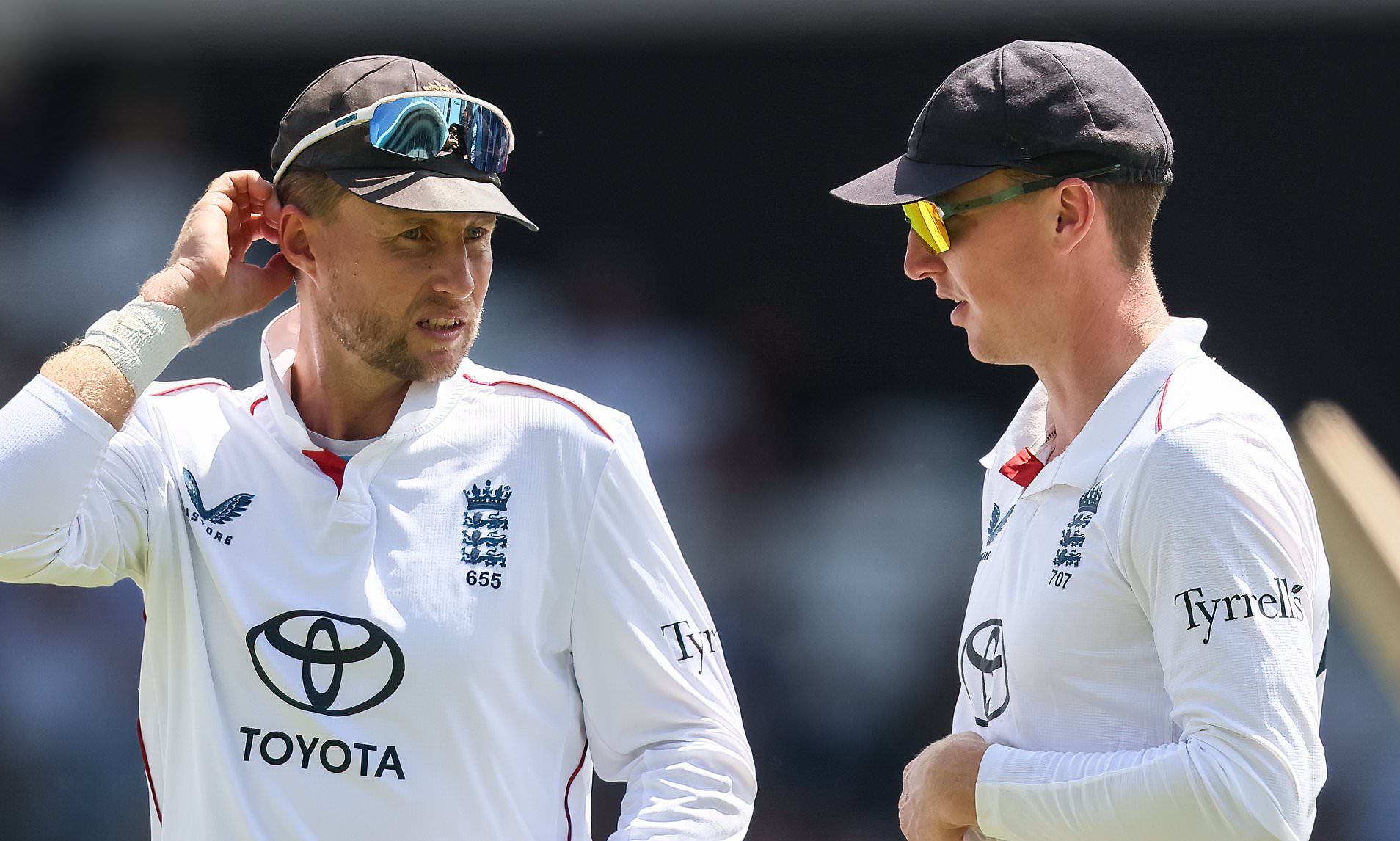 England struggle with the bat as New Zealand take control of the second ...