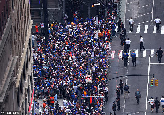 Furious New Yorkers trapped inside subway stations and locked out of ...