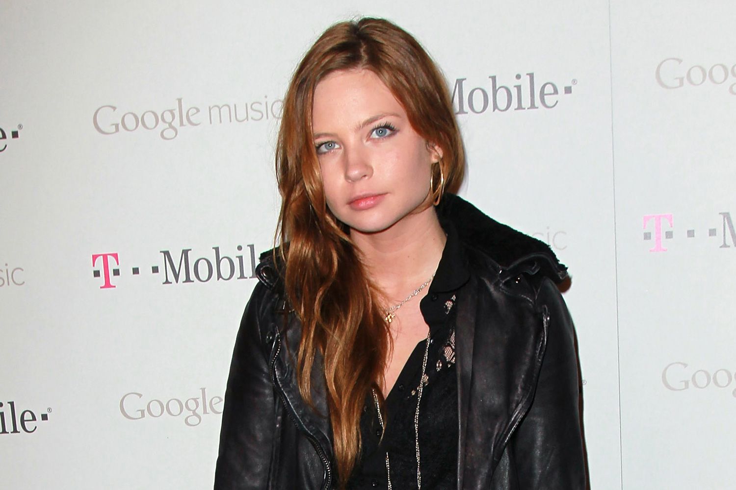 Daveigh Chase's former manager implores people not to donate to her ...