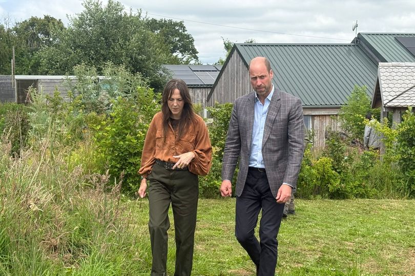 William meets pig called Ginger Spice in Devon farm visit