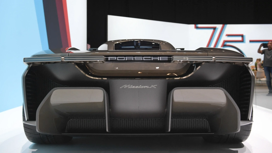 6 rare Porsche concepts and canceled models