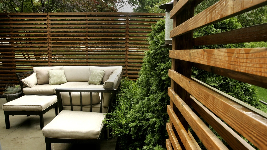 11 affordable fence ideas for style and durability