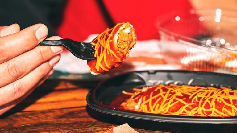 Taco Bell brings back the Enchirito after years of fan demand—limited ...