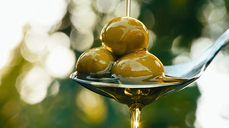 The staggering amount of olives required to make a bottle of olive oil